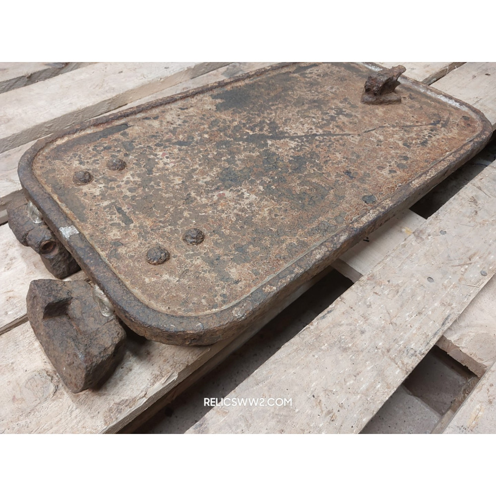 Panzer IV Ausf. D brake maintenance hatch