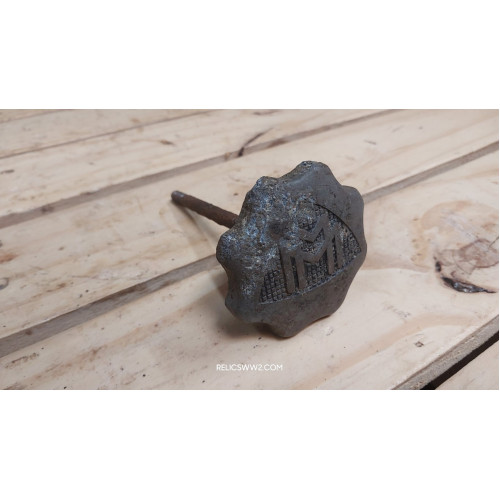 Maybach engine cover cap